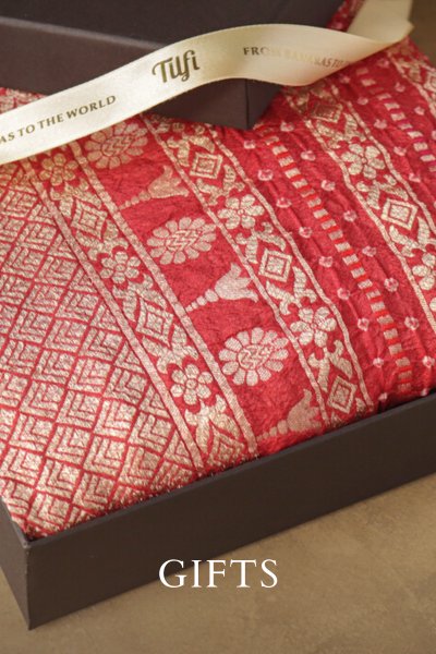 Tilfi: Luxurious, handloom only clothing from the heart of Banaras