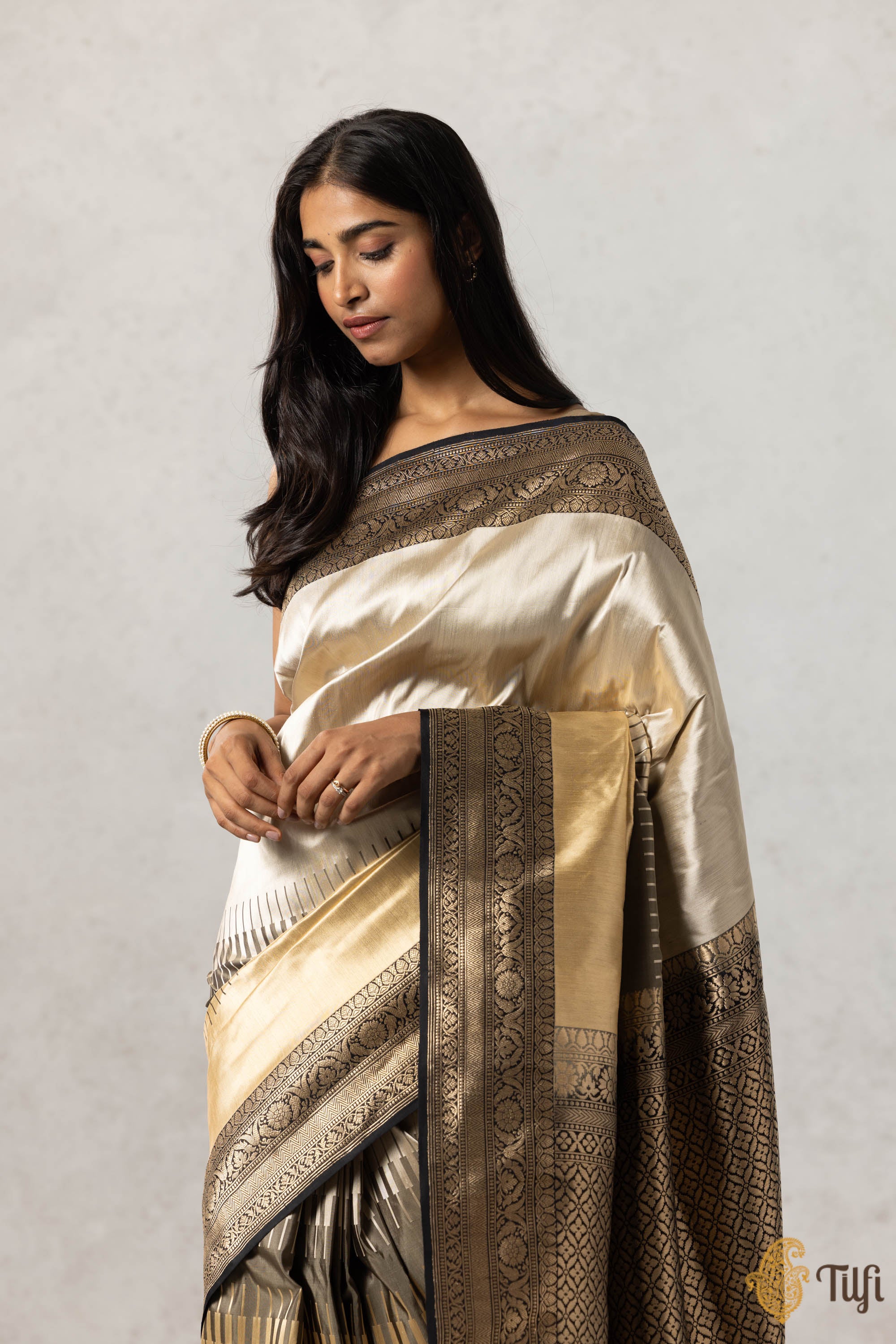 Gold-Black Pure Katan Silk Banarasi Handloom Saree - Tilfi