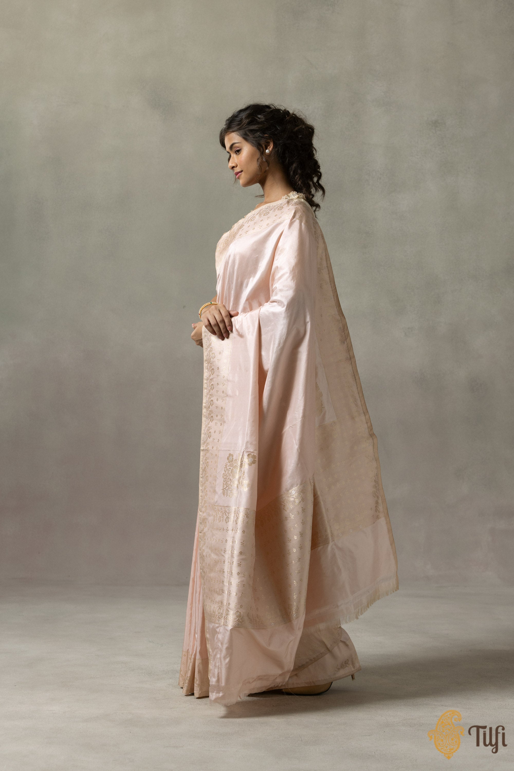 'Isabelle' Soft Peach Pure Katan Silk Banarasi Handloom Saree - Tilfi