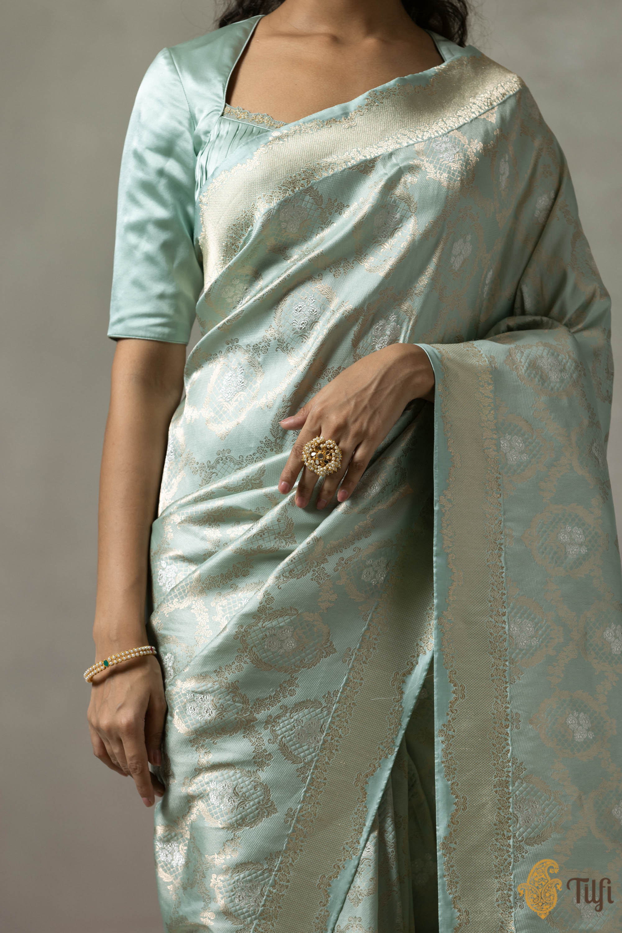 'Jeanne' Light Blue Pure Katan Silk Banarasi Handloom Saree - Tilfi