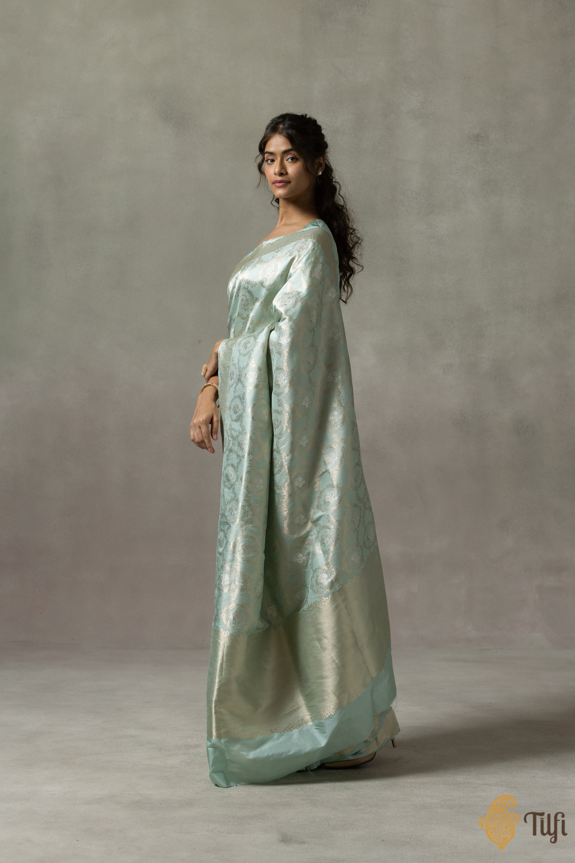 'Jeanne' Light Blue Pure Katan Silk Banarasi Handloom Saree - Tilfi