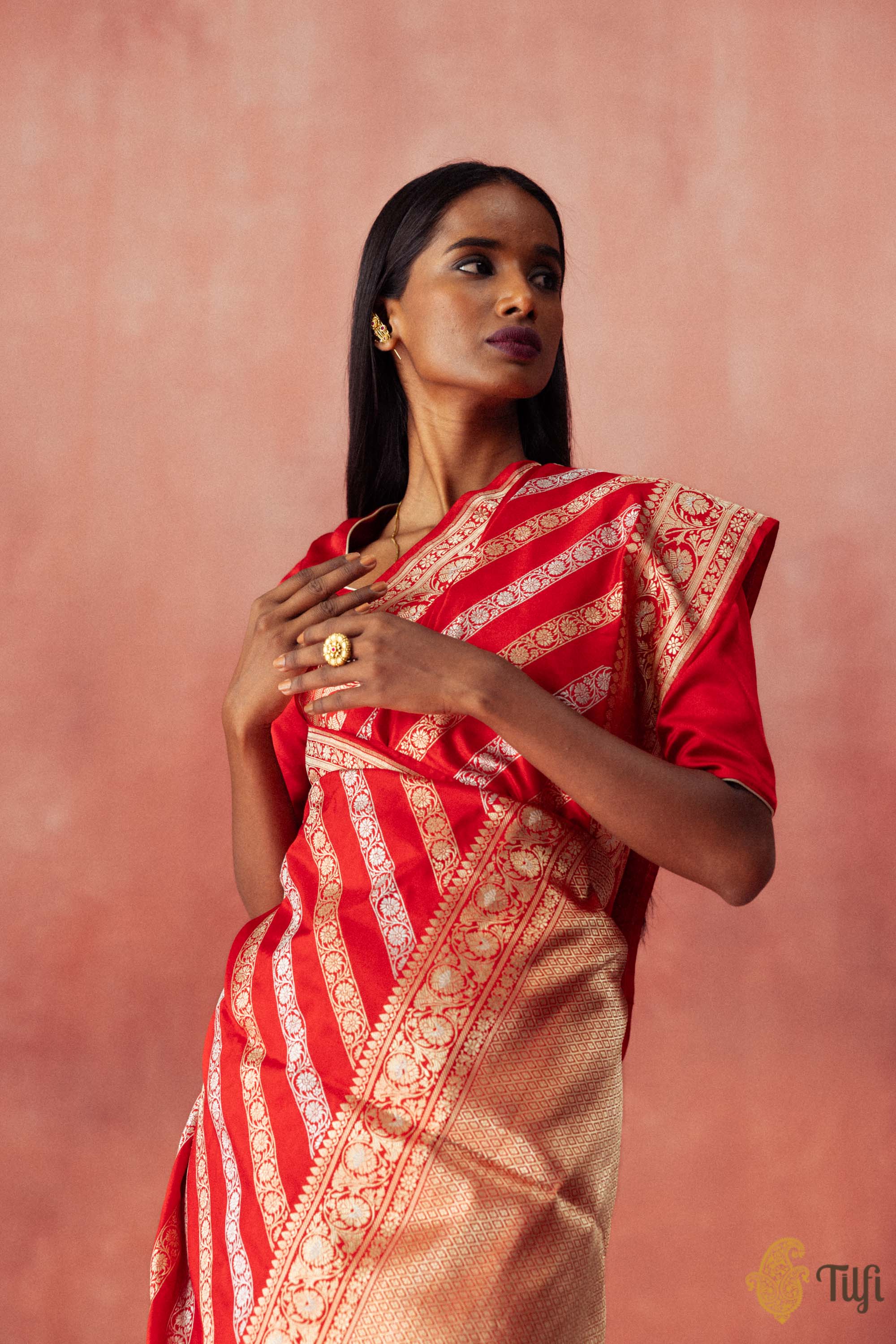 Pre-Order: 'Hasanthi' Red Pure Katan Silk Banarasi Handloom Saree - Tilfi