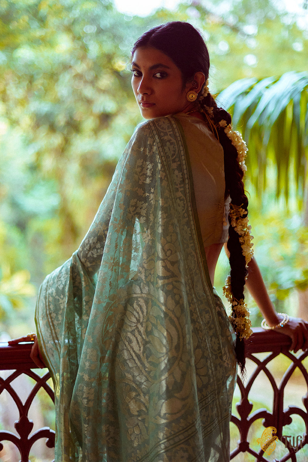 'Kairavi' Light Aquamarine Green Pure Cotton Tissue Real Zari Banarasi ...