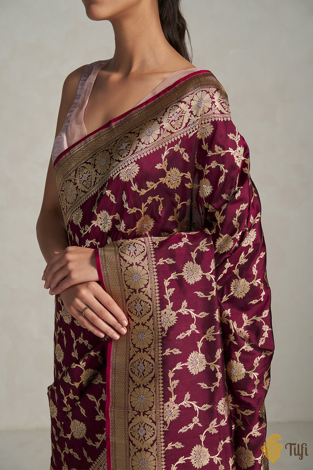 'Arya' Deep Maroon Pure Katan Silk Banarasi Handloom Saree - Tilfi